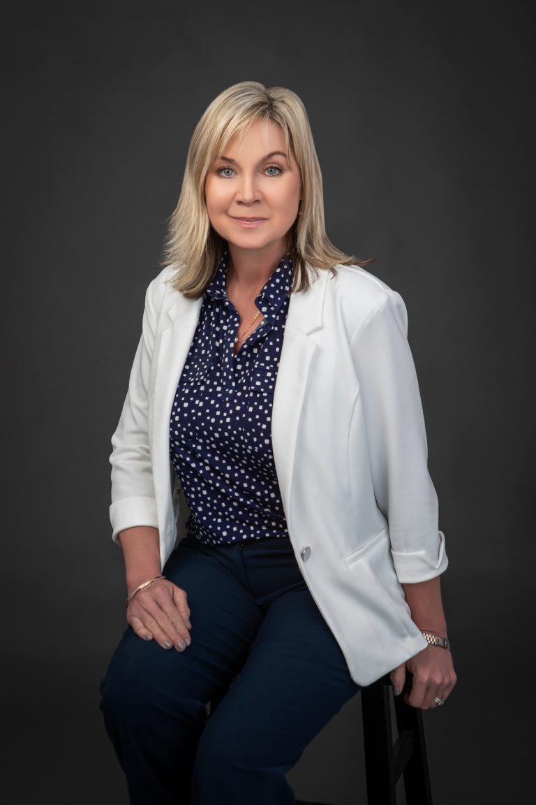 Dr. DeAnna Ferguson – 40/40 Vol. 1 – Focus Empowers